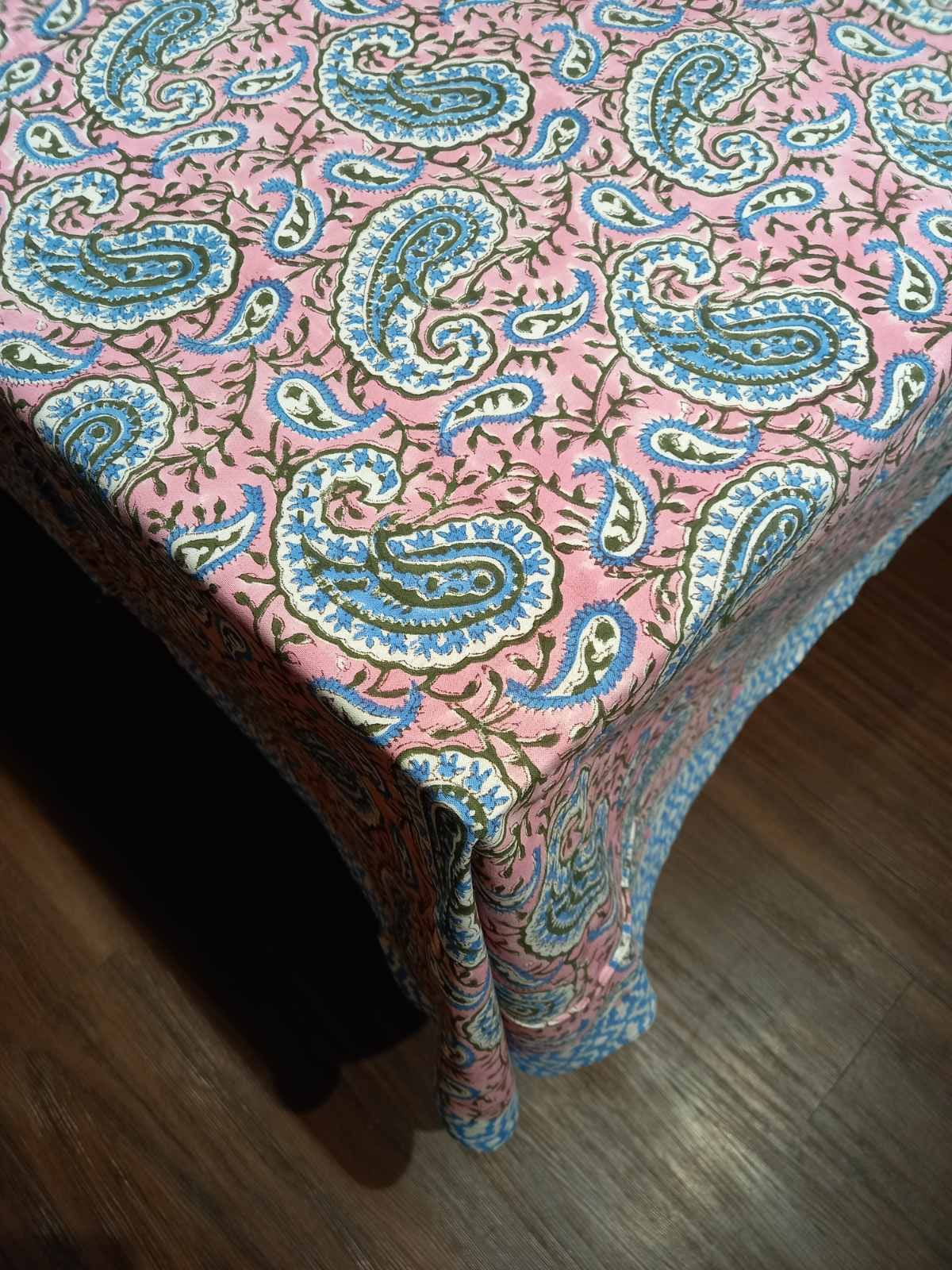 DHARA Table Cover and Napkin Set (last piece) – HandBlocked Boutique Ph